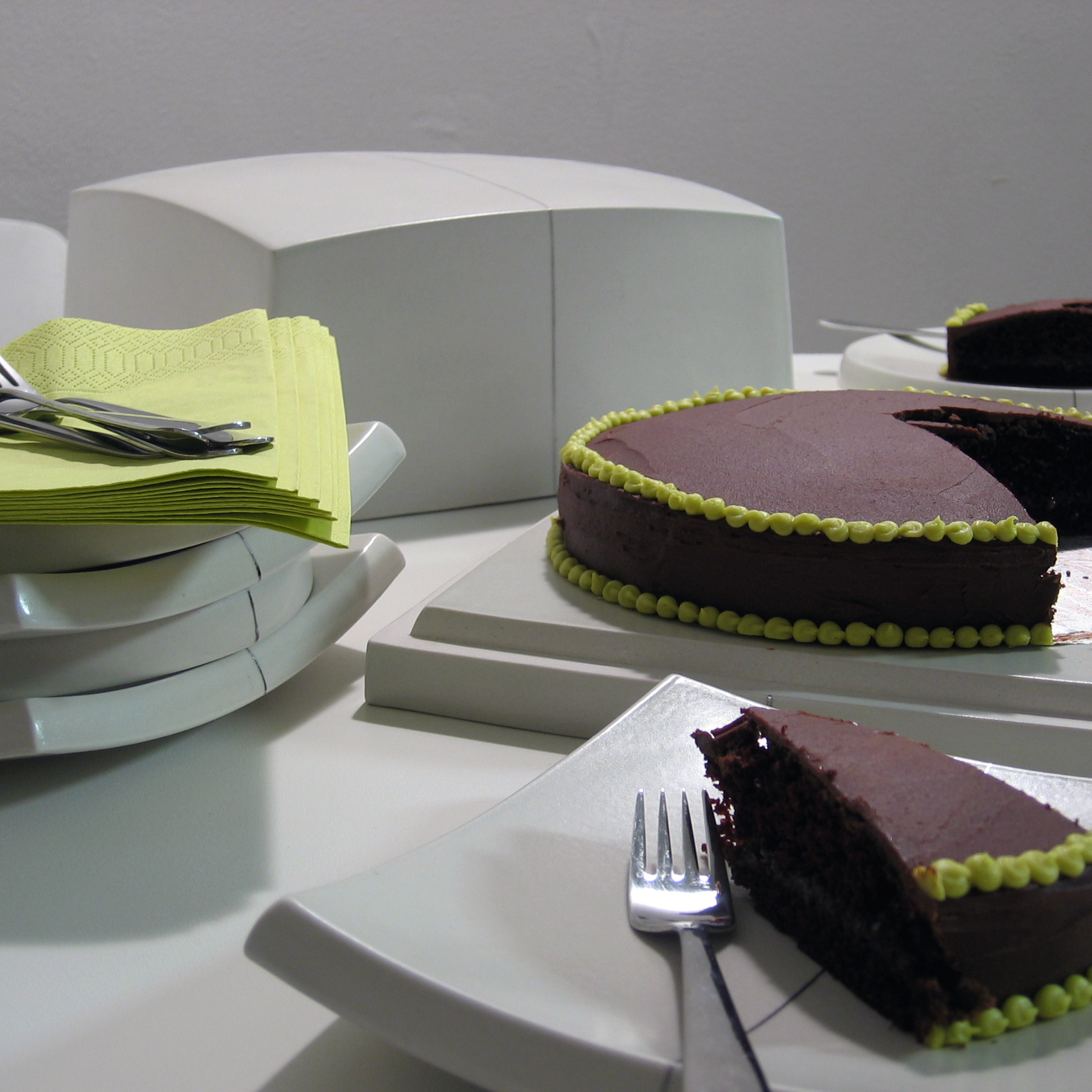 Cake Tray Original – Hiroe Hanazono